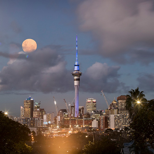 The Sky Tower: revisited - Simon Devitt Photographer