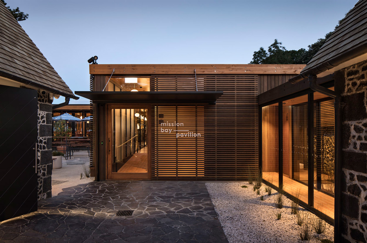 Mission Pavilion - Simon Devitt: Photographer
