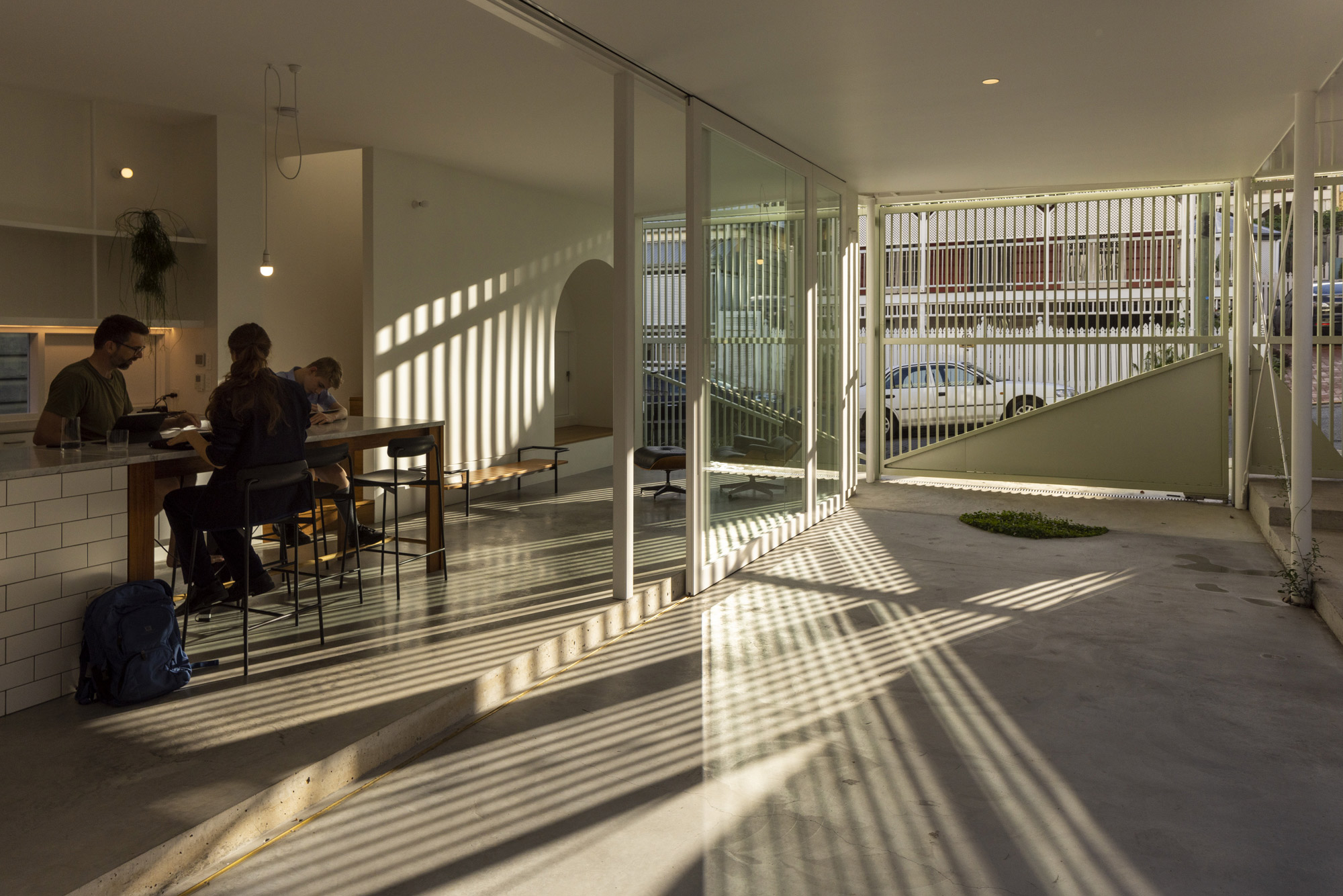 Spring Hill House - Simon Devitt: Photographer